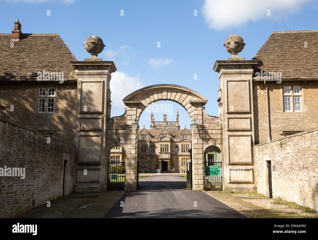 Historic building corsham court hi-res stock photography and images - Alamy