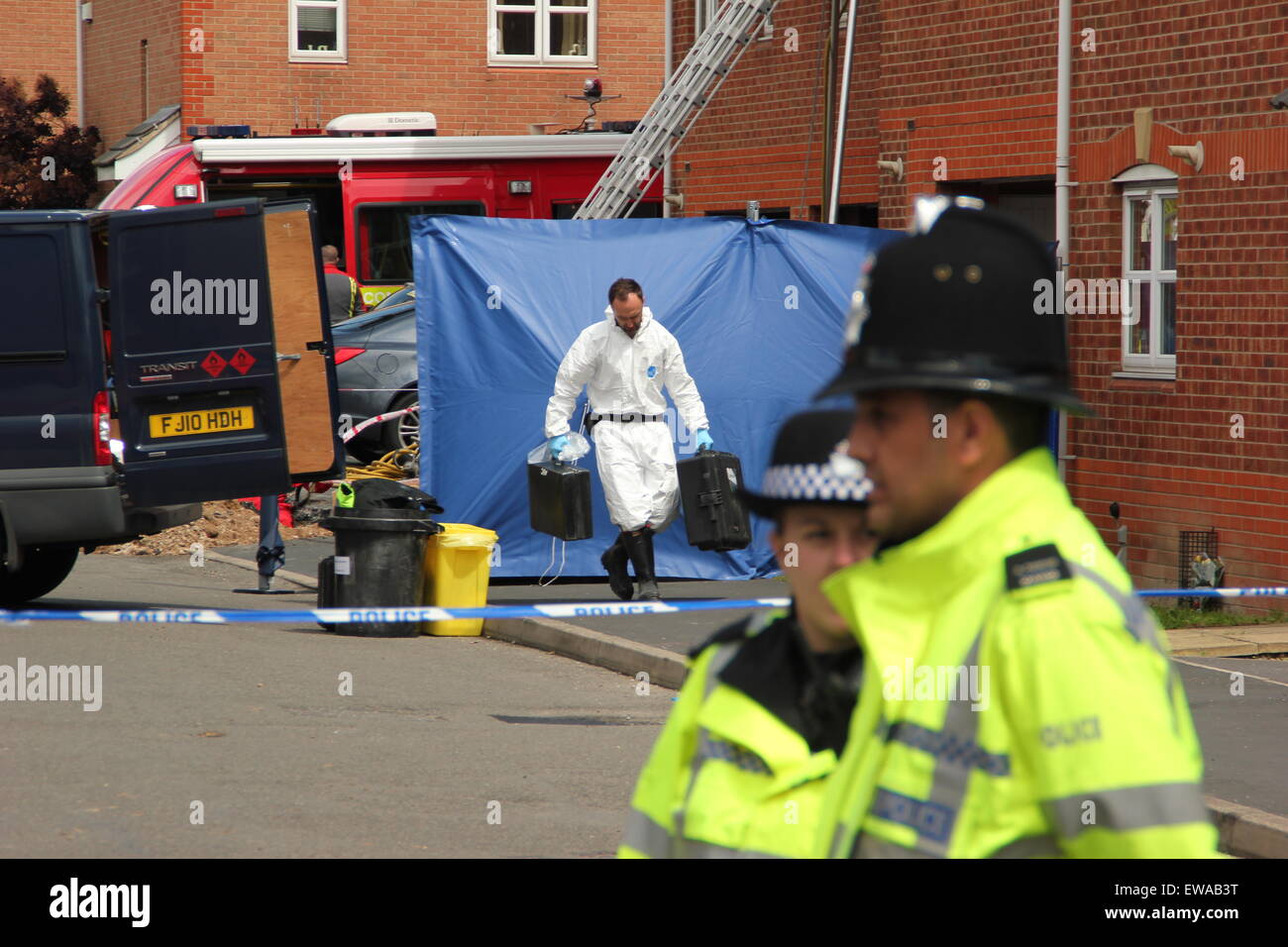 Police and fire service cordon hi-res stock photography and images - Alamy