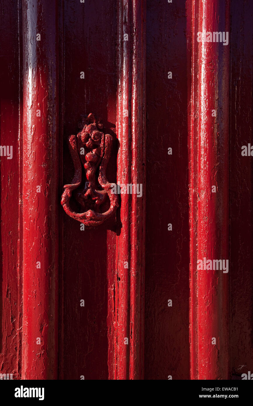 Vintage red colour door handle on wooden door hi-res stock photography ...