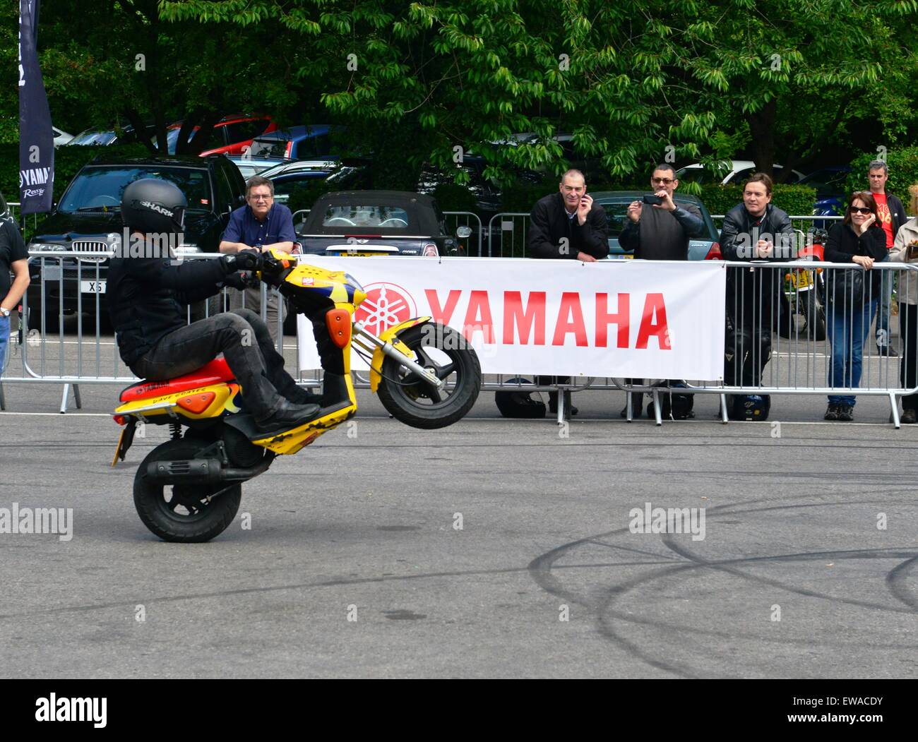 Threat of commotion hi-res stock photography and images - Alamy