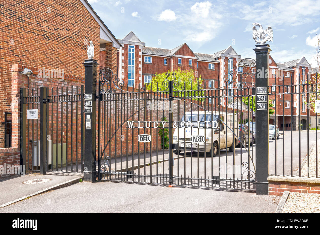 OXFORD CITY JERICHO THE GATES TO THE OLD EAGLE IRONWORKS W LUCY AND CO ...