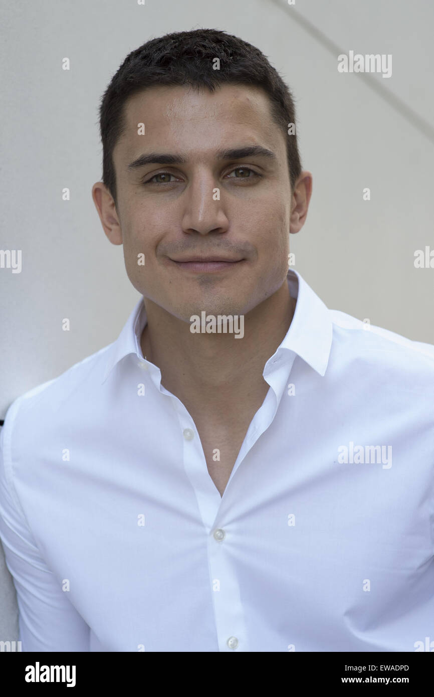 Alex Gonzalez attends the 'El Principe' season 2 photocall in Madrid ...