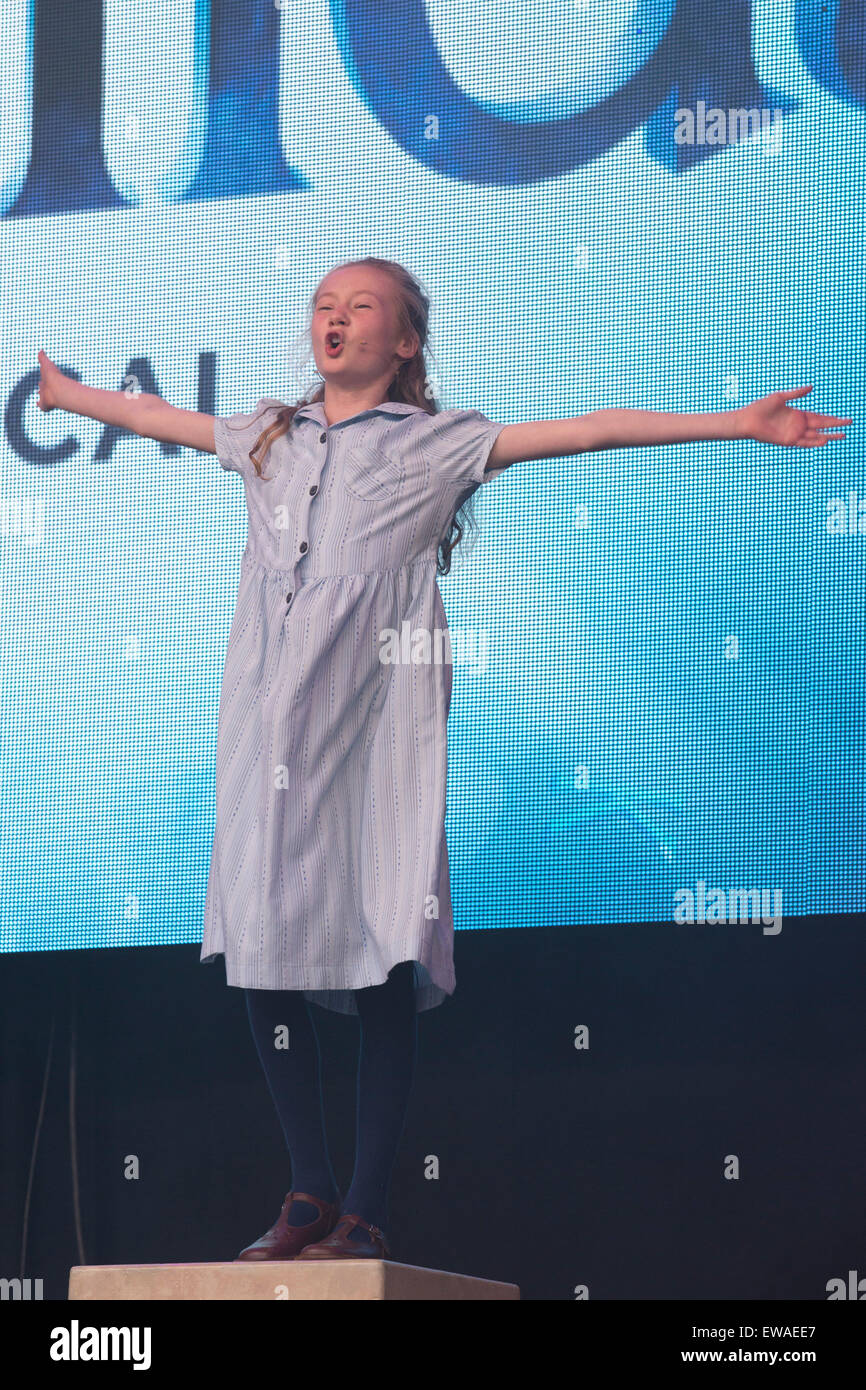 Matilda the musical west end hi-res stock photography and images - Alamy