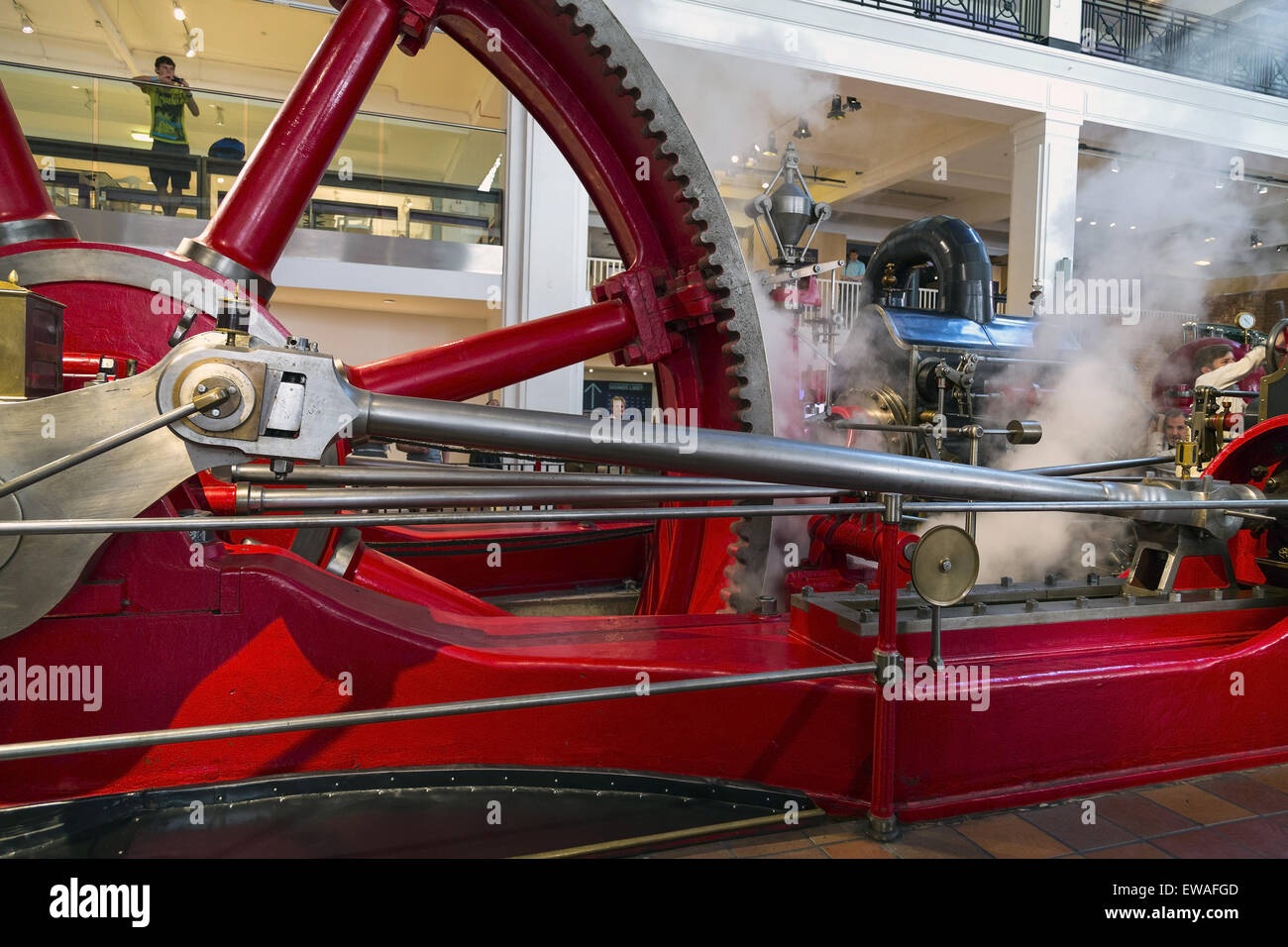 A working steam engine at the Science Museum. More than a century old ...