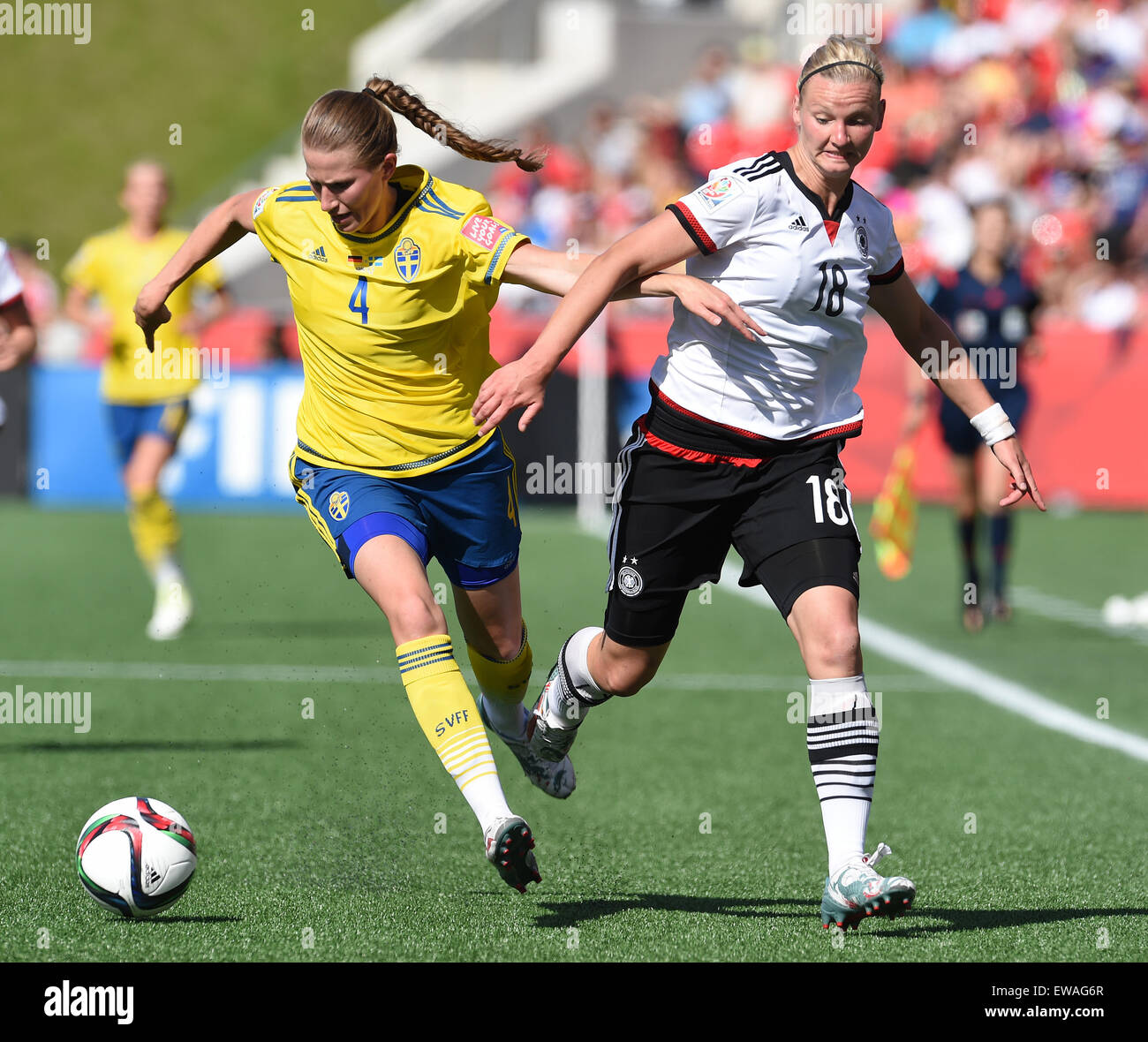 Ottawa, Canada. 20th June, 2015. Germany's Alexandra Popp (R) and ...