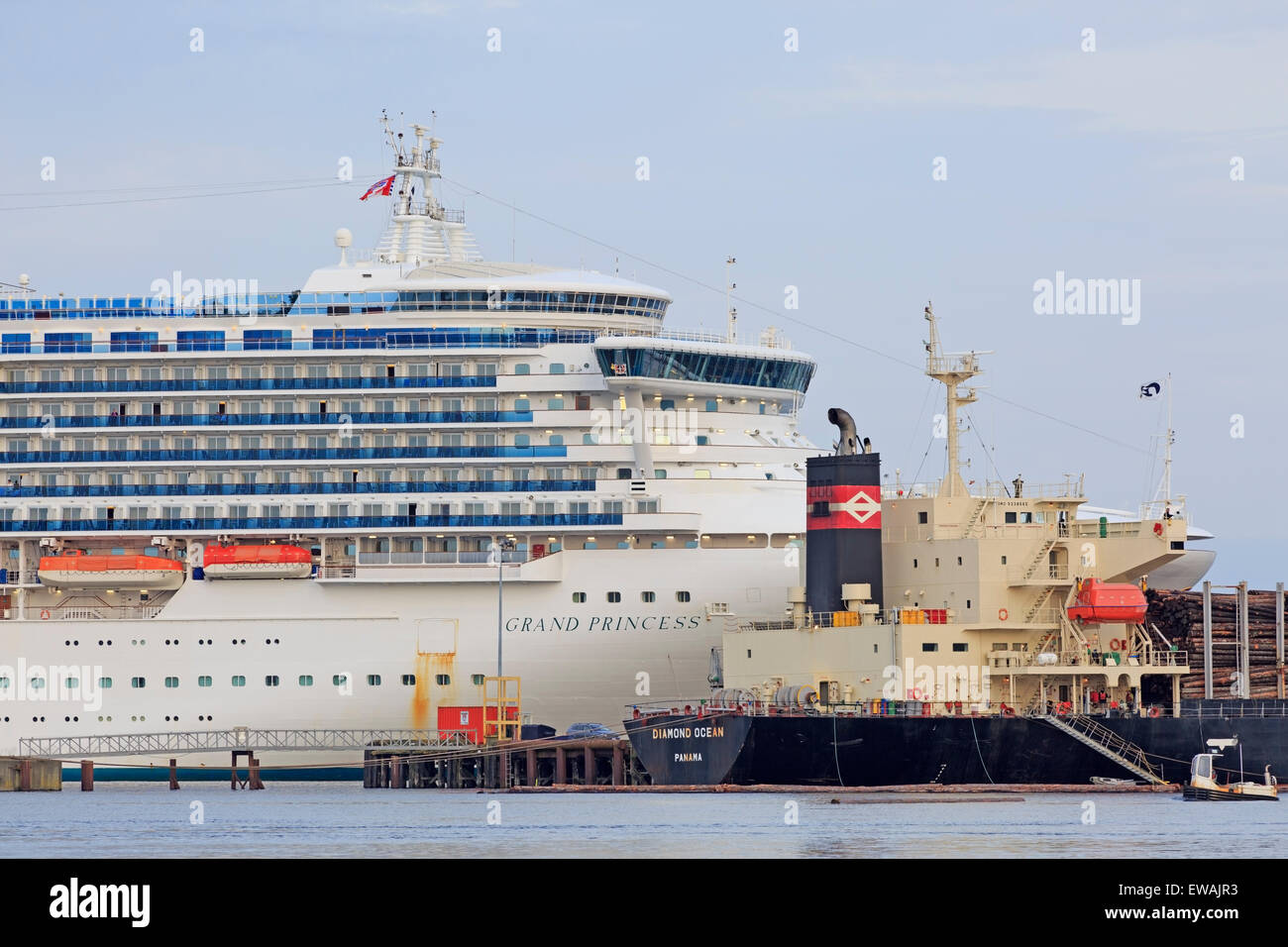 Princess Cruise lines 'Grand Princess' cruise ship in Nanaimo harbour ...