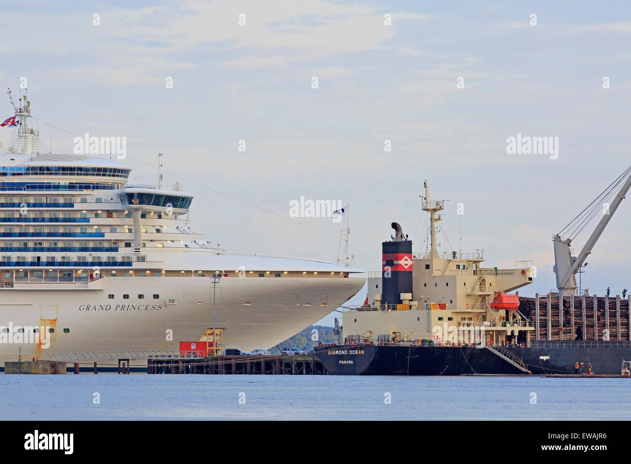 Princess Cruise lines 'Grand Princess' cruise ship in Nanaimo harbour ...