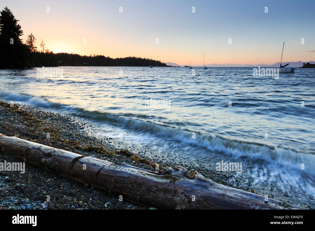 Sunset over Hammond Bay, north Nanaimo, Vancouver Island, British ...