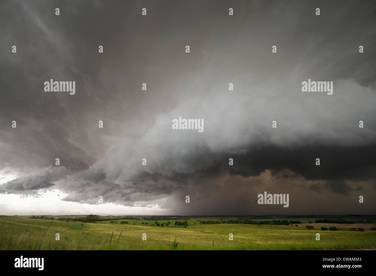 Supercell clouds hi-res stock photography and images - Alamy