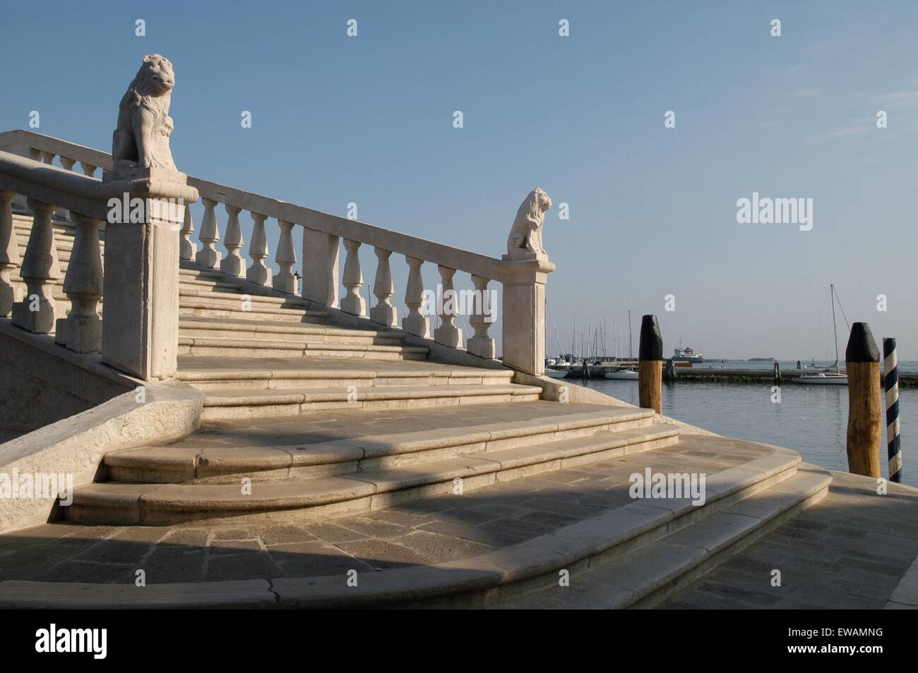 The Vigo bridge in Chioggia, lagoon city south of Venice ( Italy Stock ...