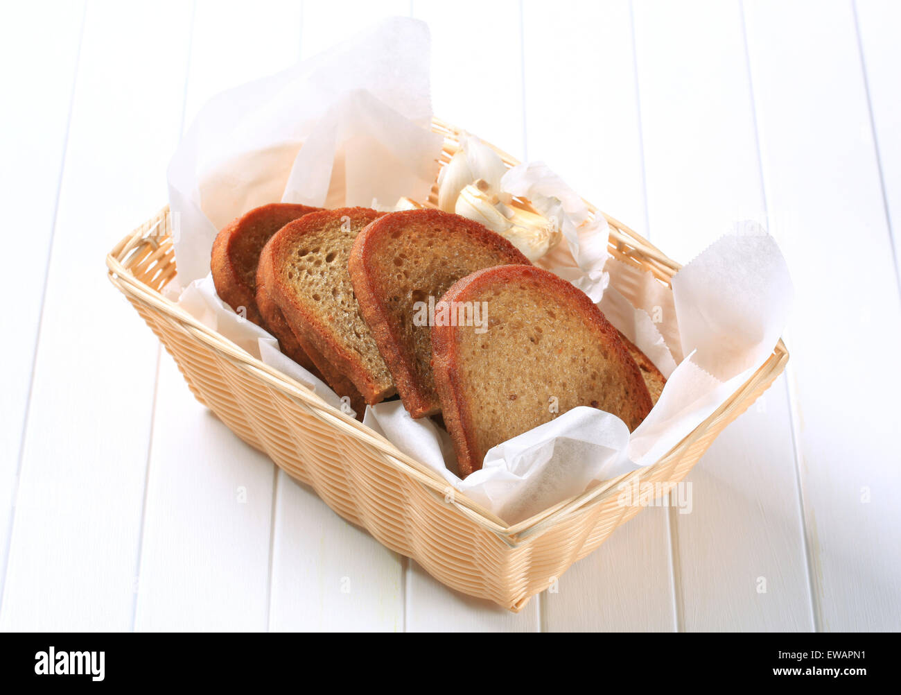 Slices of pan fried bread with garlic Stock Photo - Alamy