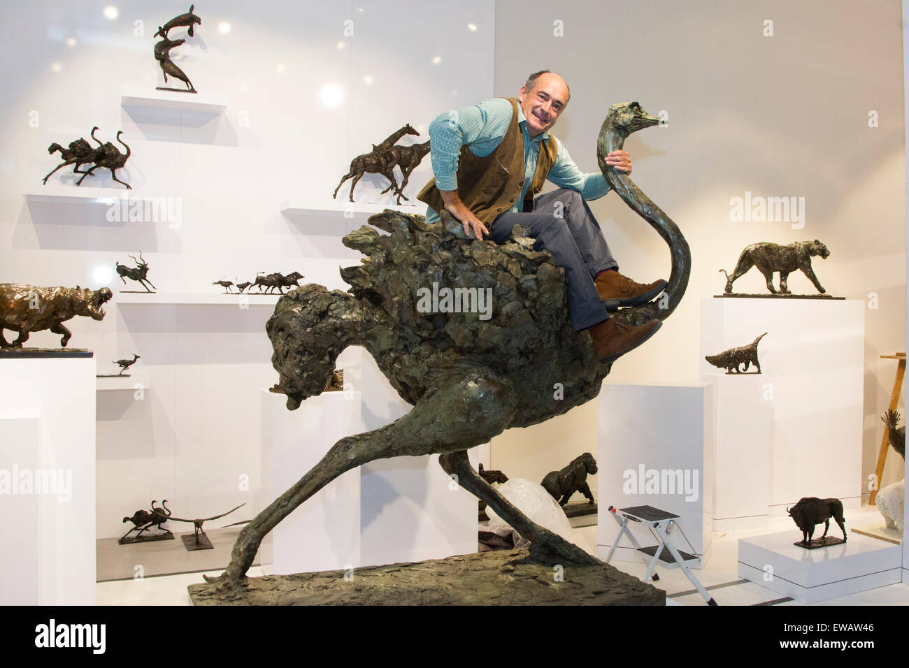 Sculptor mark coreth hi-res stock photography and images - Alamy