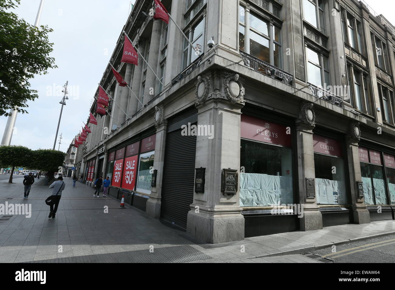 Image of the Clerys Department Store building on O'Connell Street in ...
