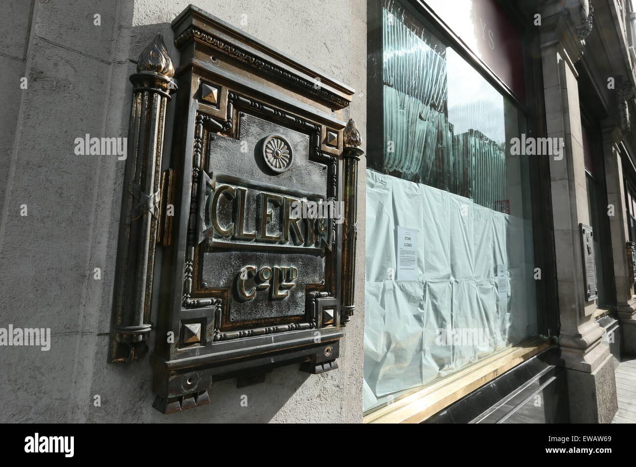 Image of the Clerys sign outside the Clerys Department Store building ...