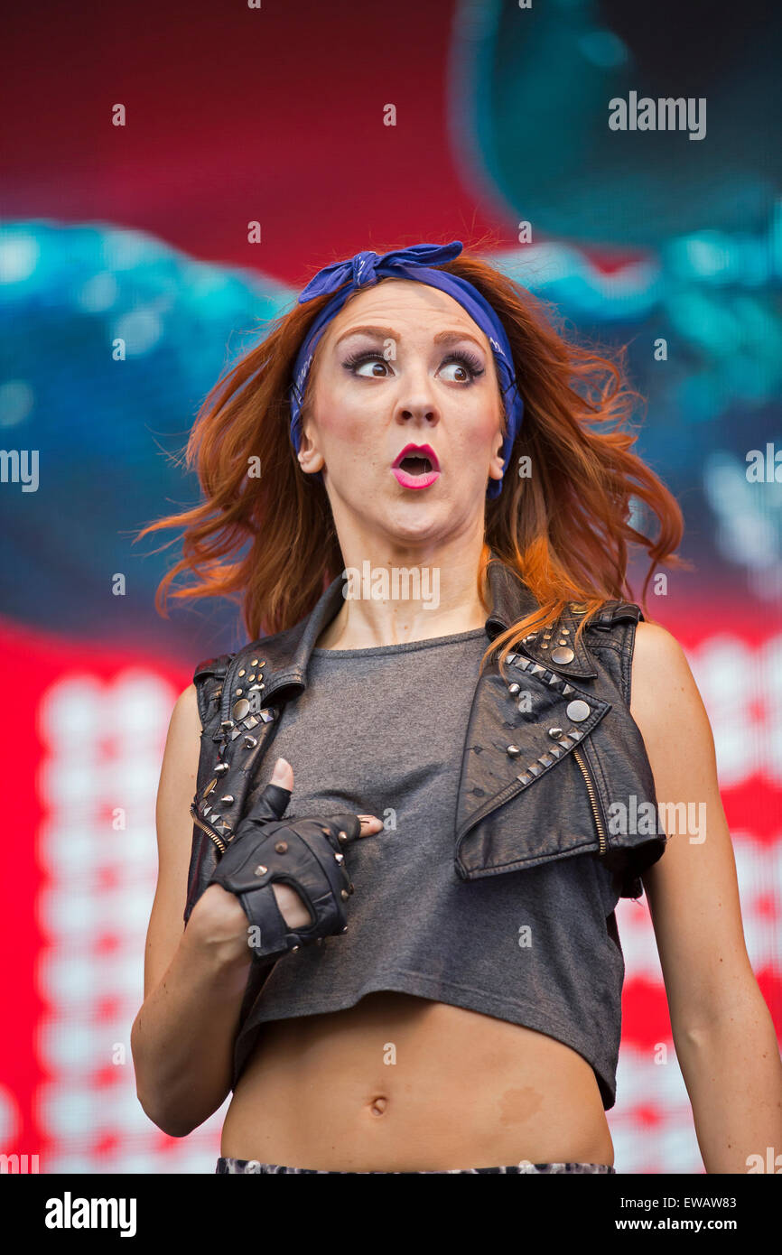 London, UK. 21st June, 2015. Cast from Thriller perform at West End ...