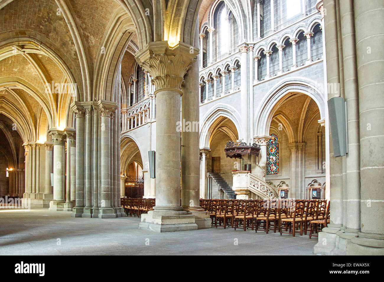 Gothic cathedral of notre dame of lausanne hi-res stock photography and ...
