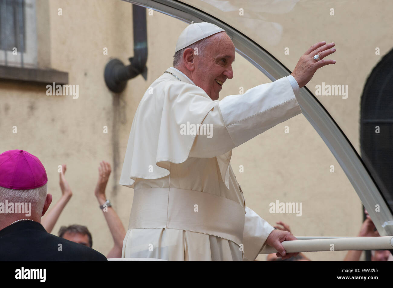 Turin, Italy. 21st June, 2015. Italy Piedmont Turin Visit of Pope ...