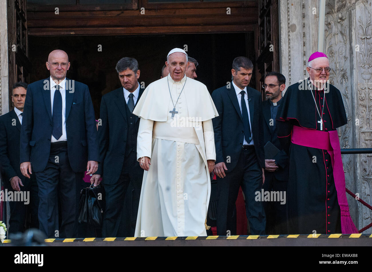 Turin, Italy. 21st June, 2015. Italy Piedmont Turin Visit of Pope ...