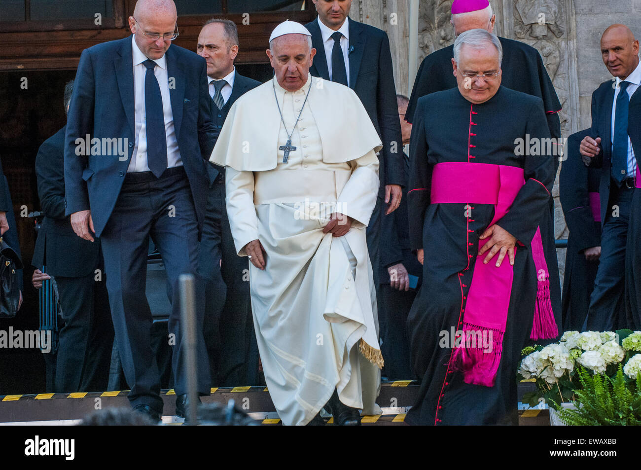 Turin, Italy. 21st June, 2015. Italy Piedmont Turin Visit of Pope ...