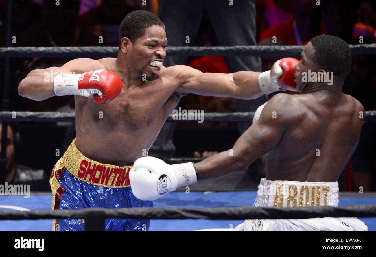 Las Vegas, Nevada, USA. 20th June, 2015. (in Blue trunks) Shawn Porter ...