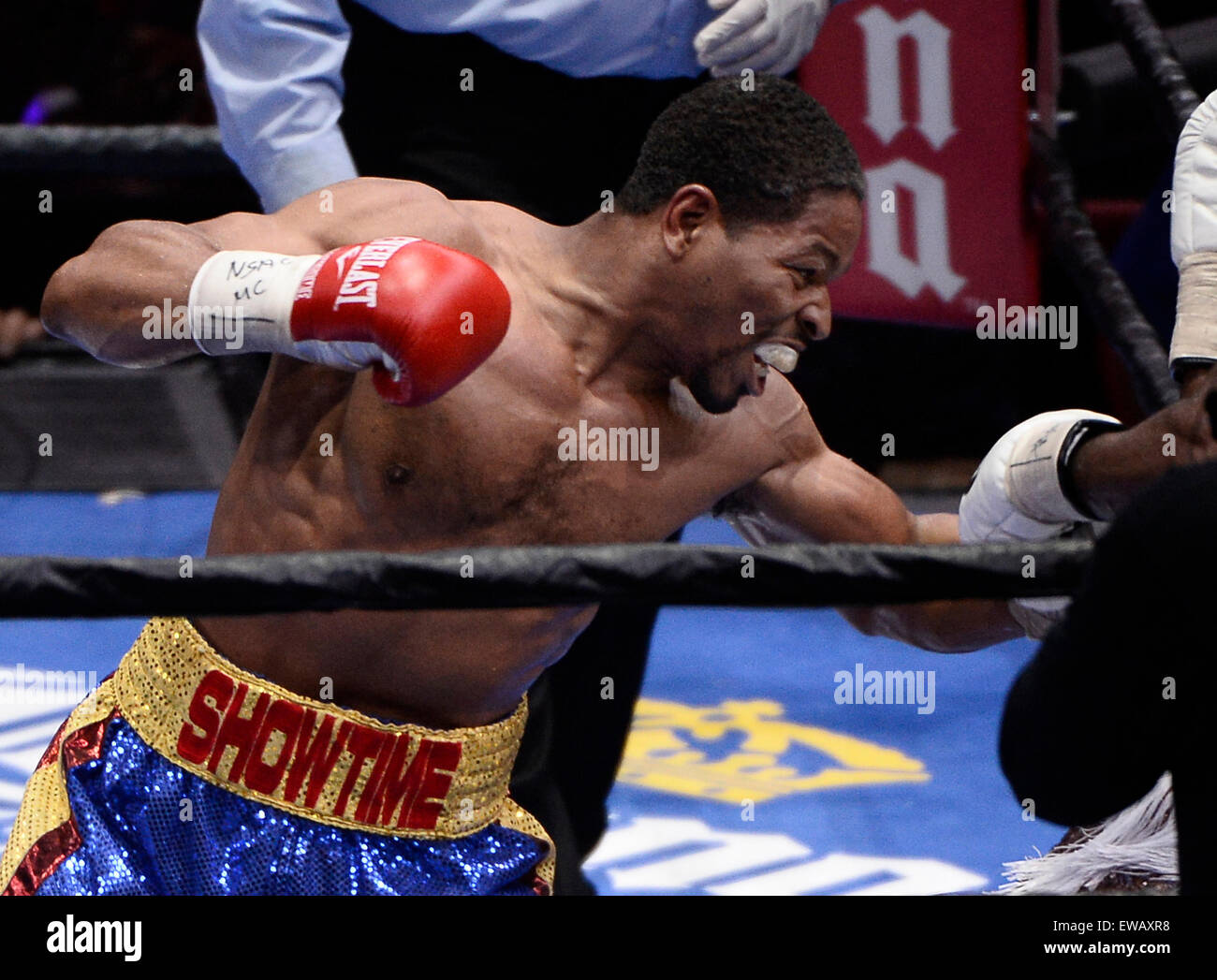 Las Vegas, Nevada, USA. 20th June, 2015. (in Blue trunks) Shawn Porter ...