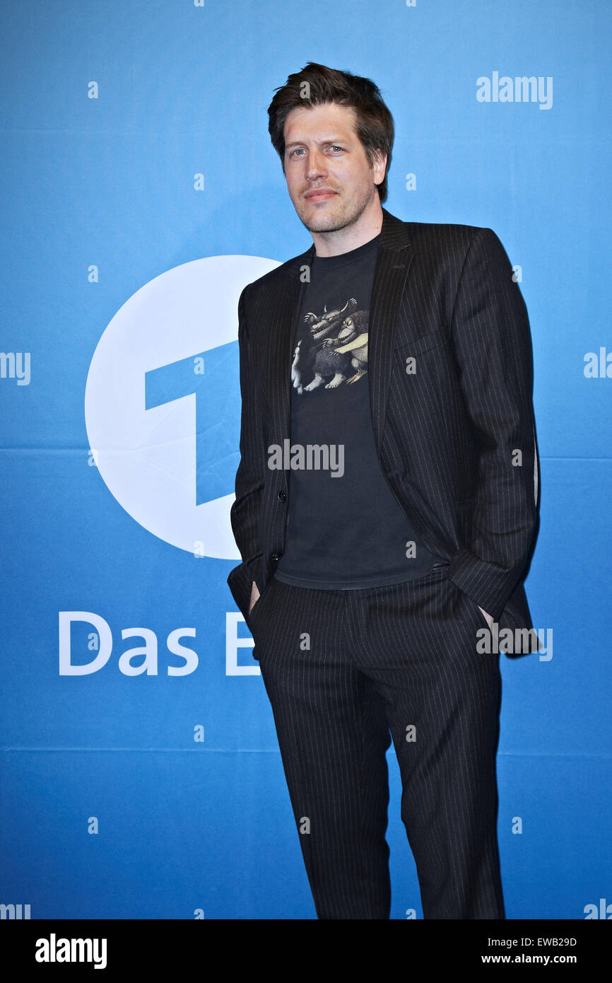 First binge watching event for the German TV series Verbotene Liebe at ...