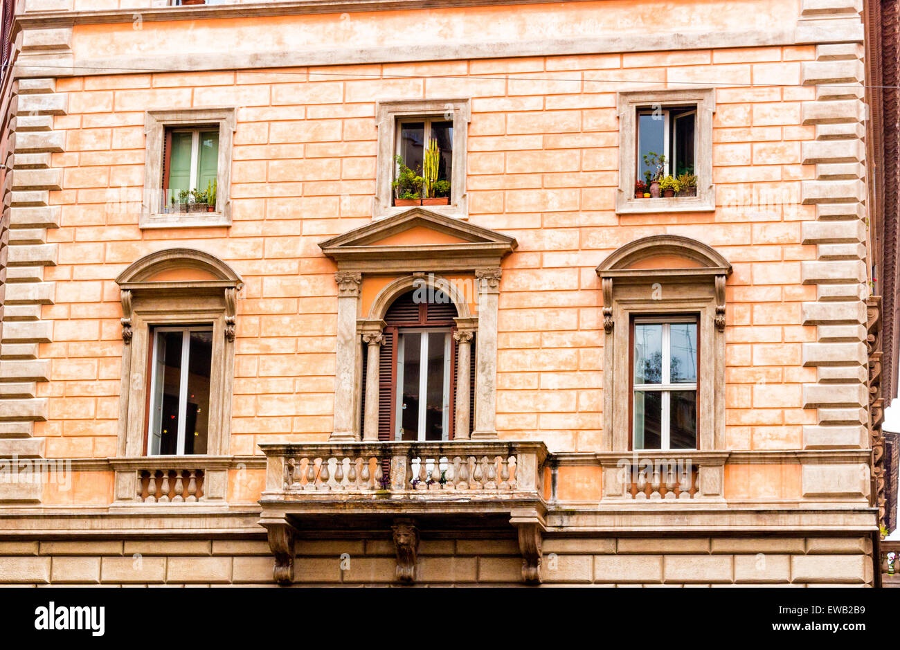 Windows of historical building in the center of Rome Stock Photo - Alamy