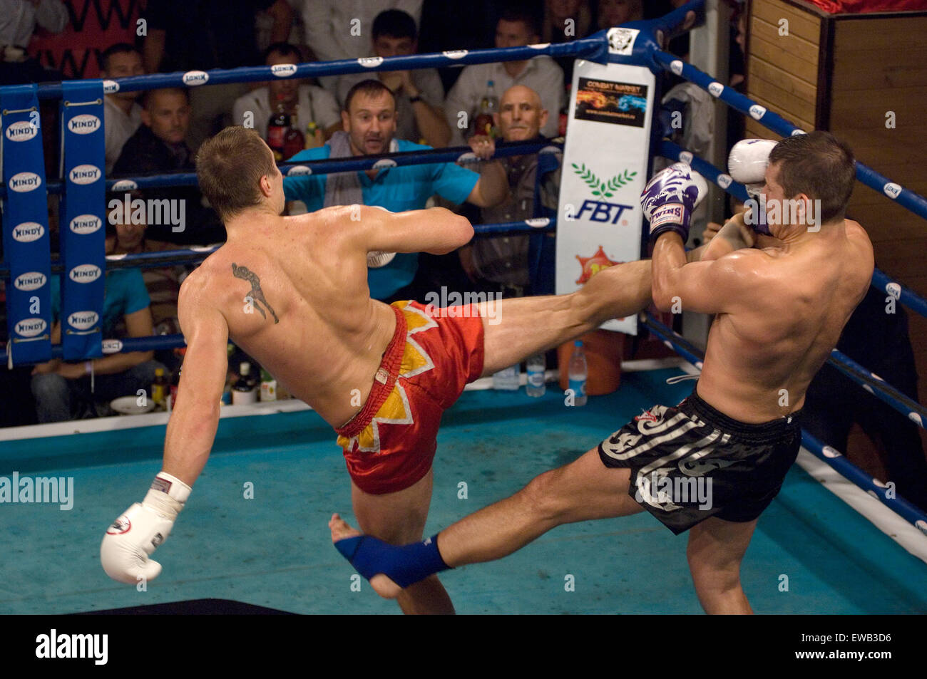 MOSCOW - SEPTEMBER 21: Winner A.Belyaev(black) and P.Chernov(red) fight ...