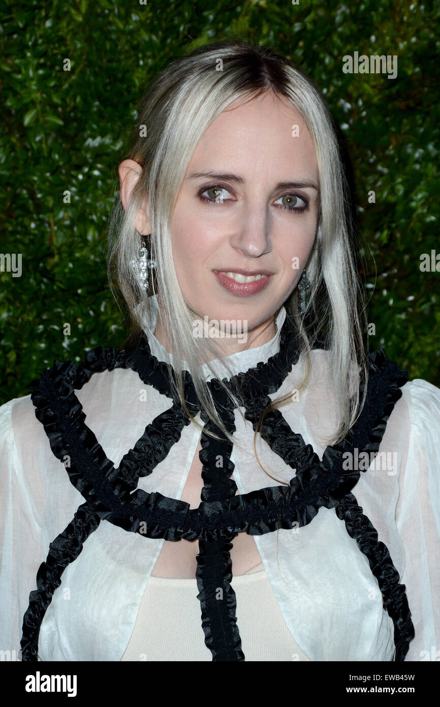 2015 Tribeca Film Festival CHANEL Artists Dinner Red Carpet Arrivals ...