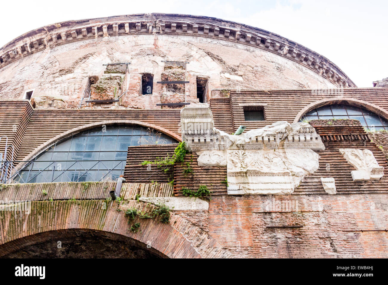 Windows of historical building in the center of Rome, Pantheon Stock ...