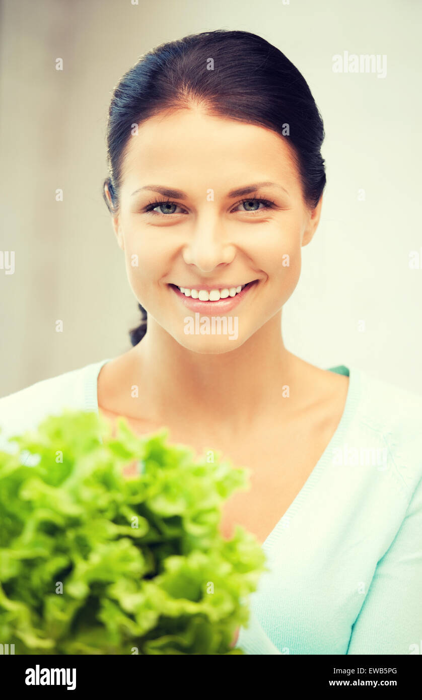 beautiful woman in the kitchen Stock Photo - Alamy