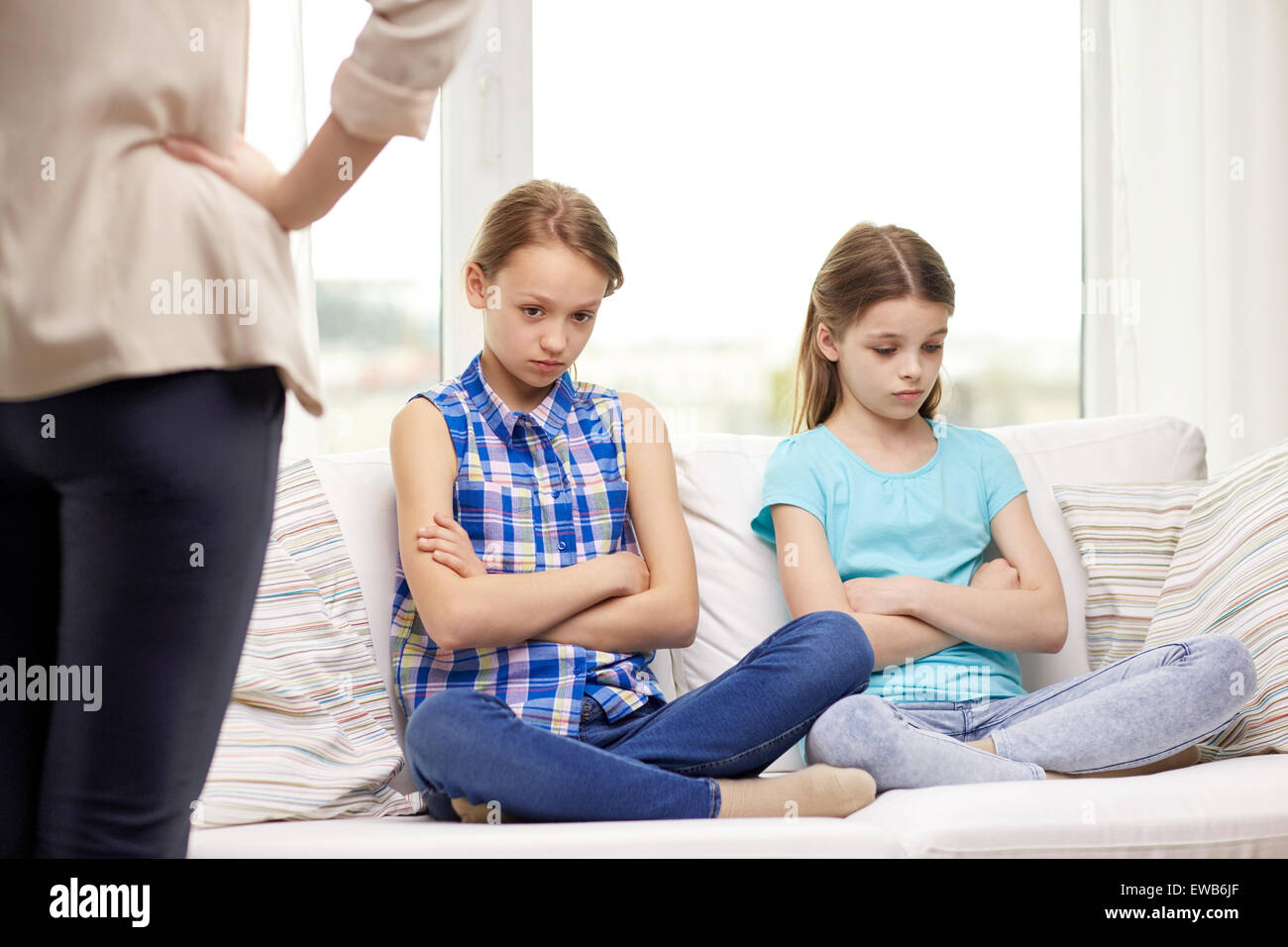 Parent kids upset hi-res stock photography and images - Alamy