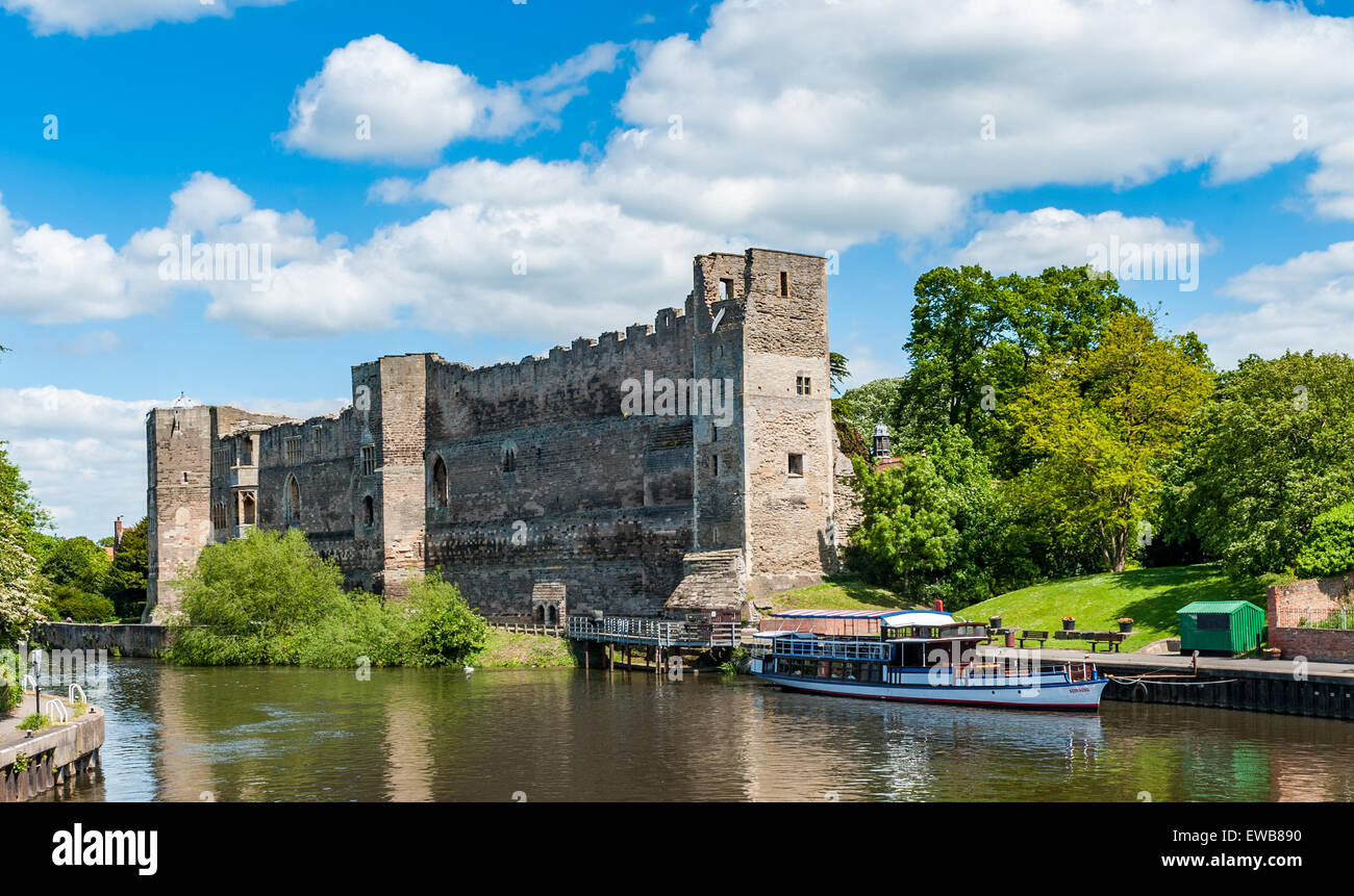 The Castle and River Trent; Newark-on-Trent, Nottinghamshire, England ...