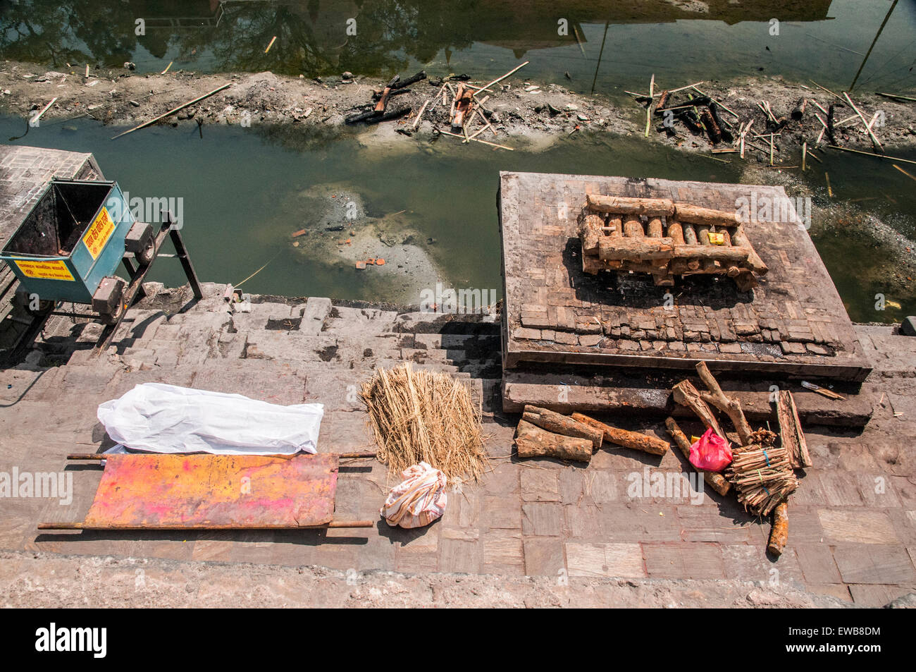A pyre for a Hindu funeral at Pashupatinath Temple, a Hindu temple ...