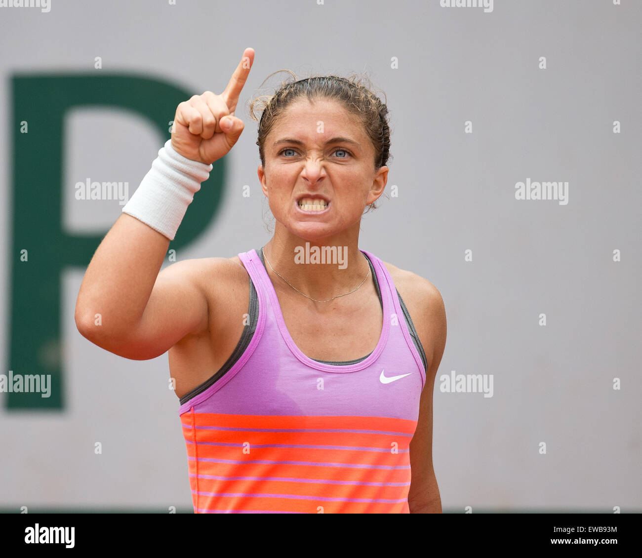Sara Errani (ITA) celebrates at the French Open 2015 Stock Photo - Alamy