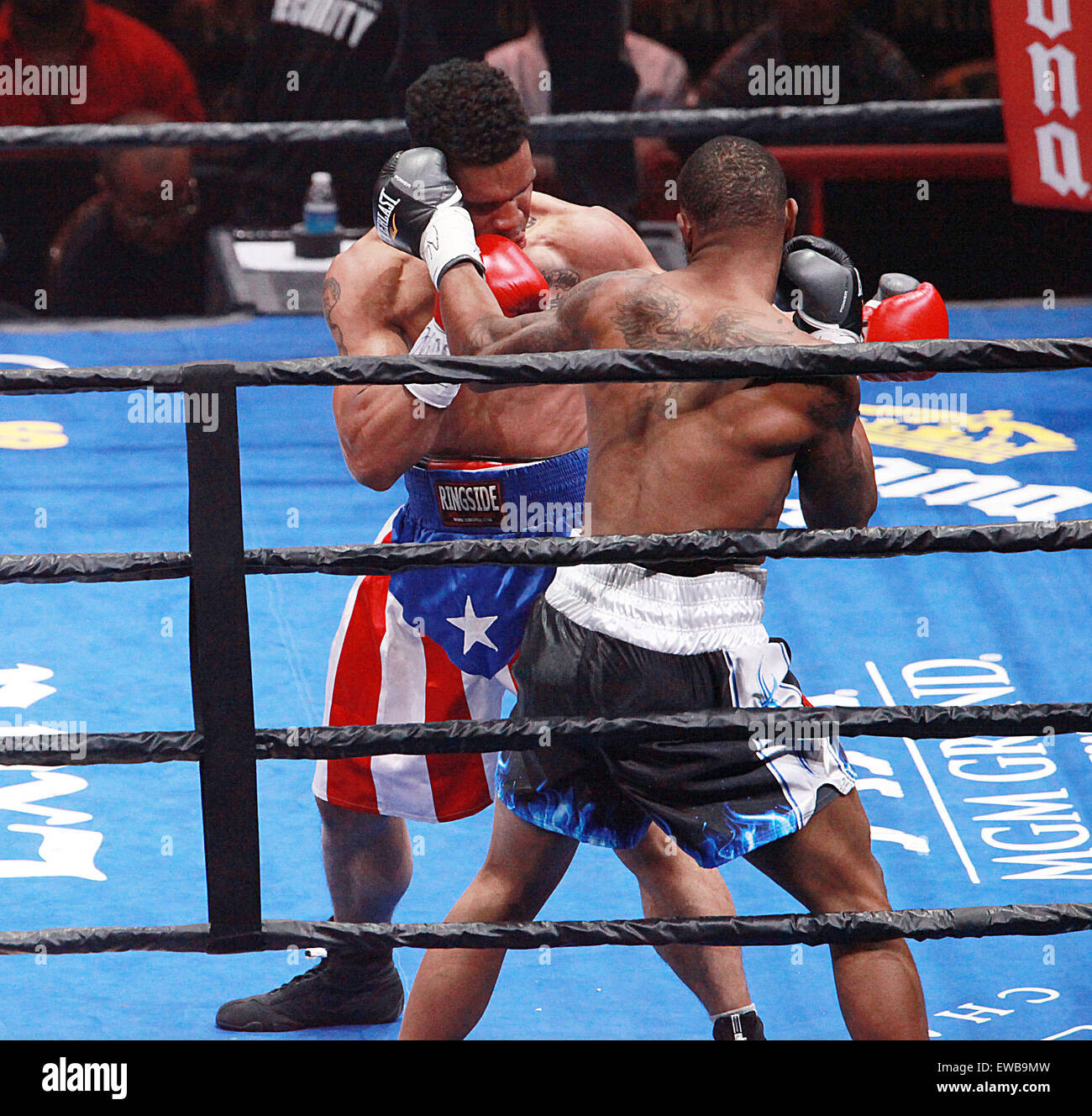 Las Vegas, Nevada, USA. 22nd June, 2015. Boxers J'Leon Love and Jason ...