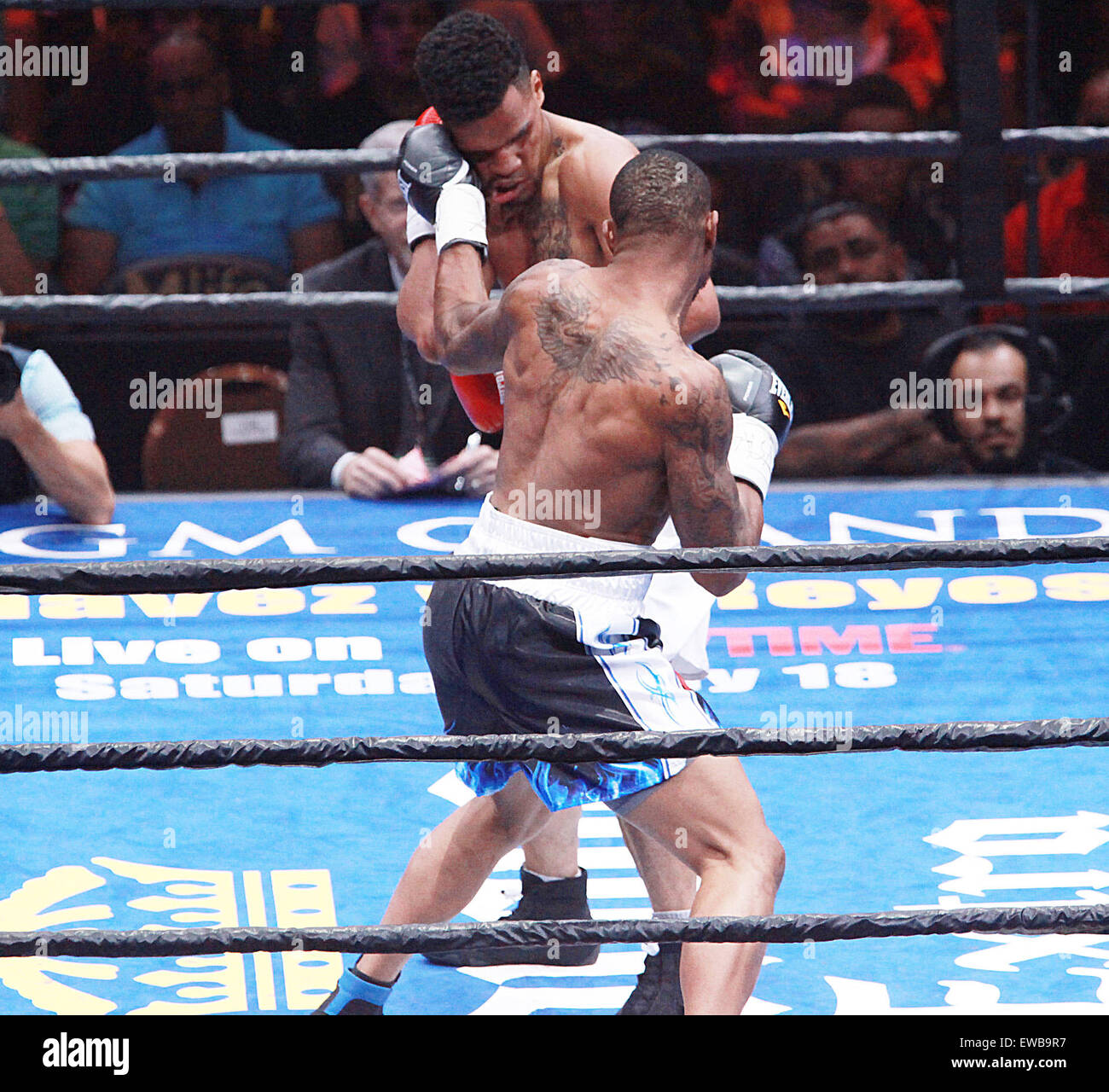 Las Vegas, Nevada, USA. 22nd June, 2015. Boxers J'Leon Love and Jason ...