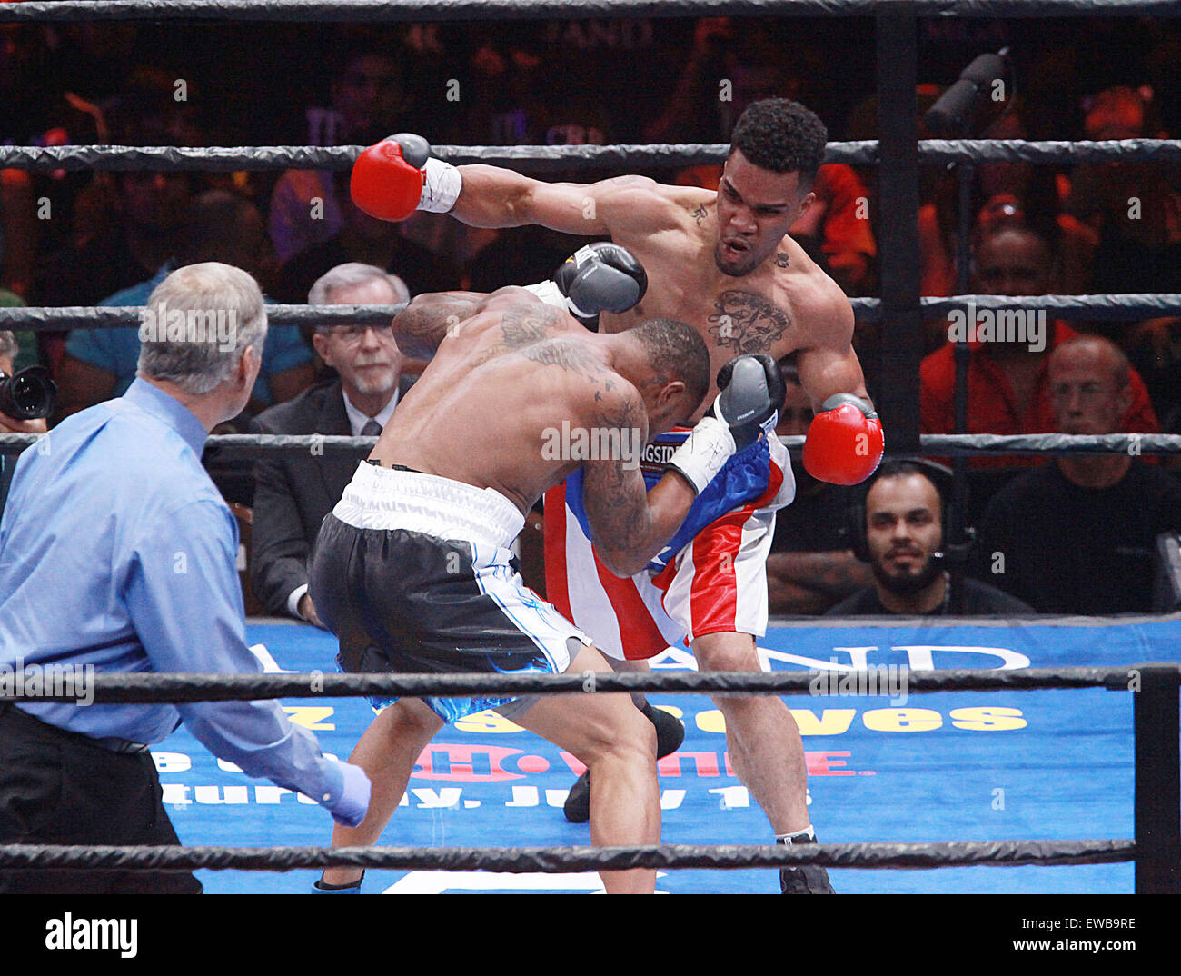 Las Vegas, Nevada, USA. 22nd June, 2015. Boxers J'Leon Love and Jason ...