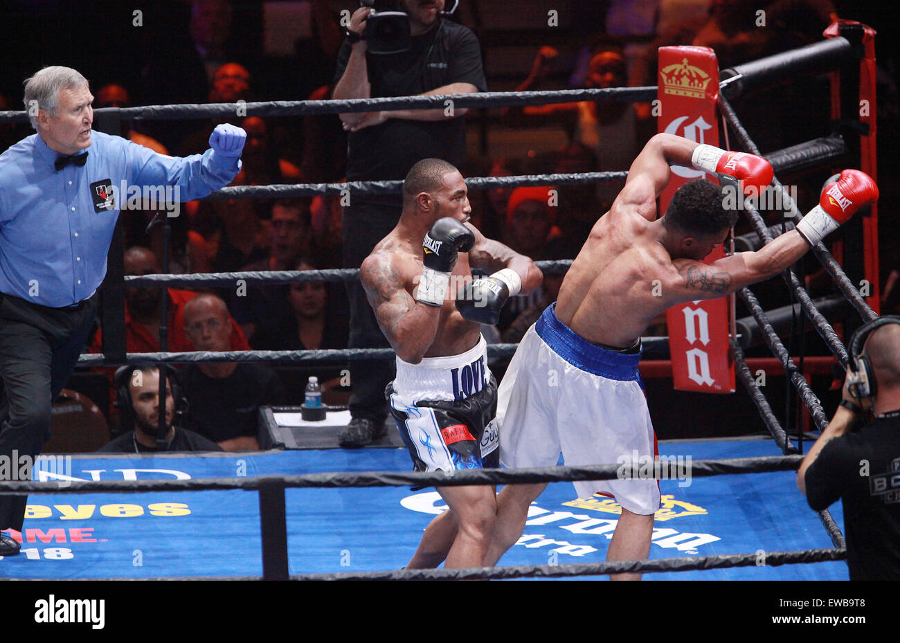 Las Vegas, Nevada, USA. 22nd June, 2015. Boxers J'Leon Love and Jason ...