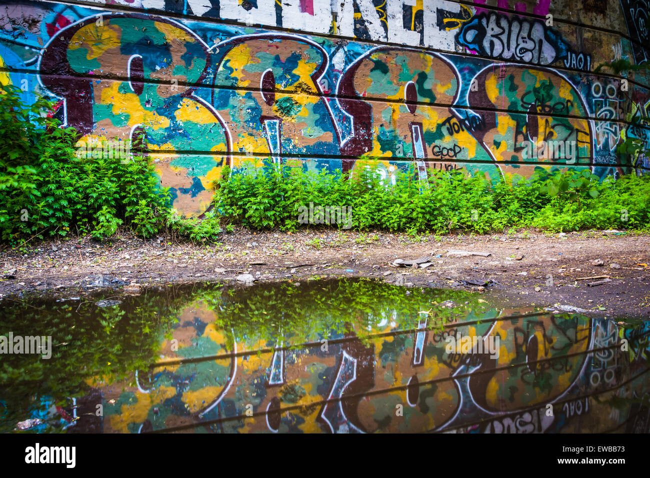 Graffiti street art philadelphia pennsylvania hi-res stock photography ...