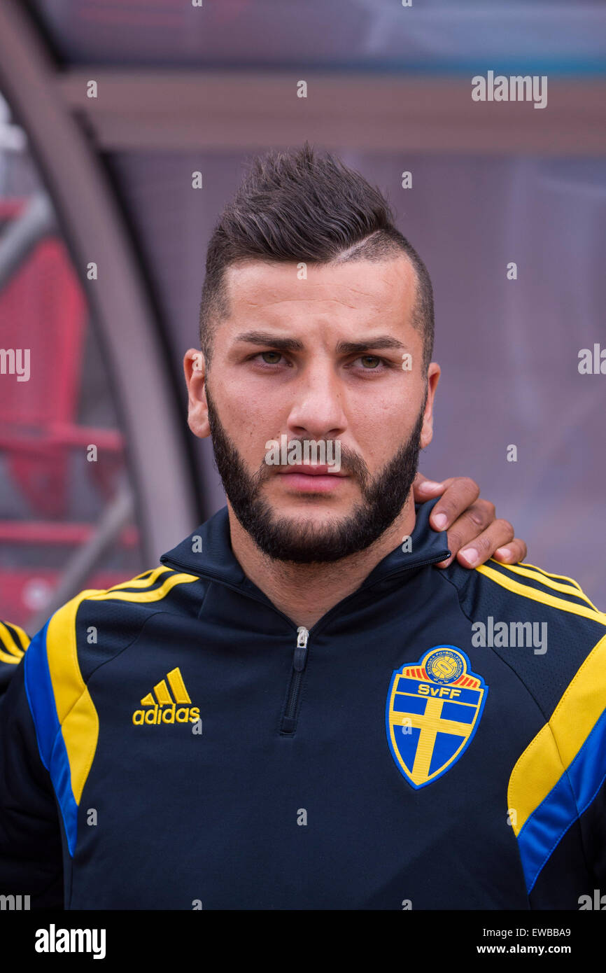 Classify Assyrian football/soccer player Michael Ishak