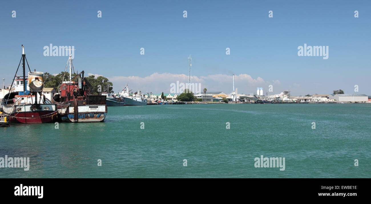 Fishing boats on Berg river, Laaiplek Stock Photo - Alamy