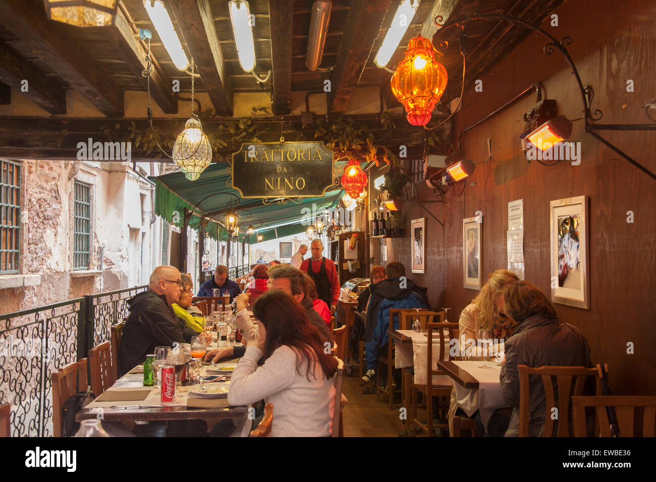 Da nino hi-res stock photography and images - Alamy