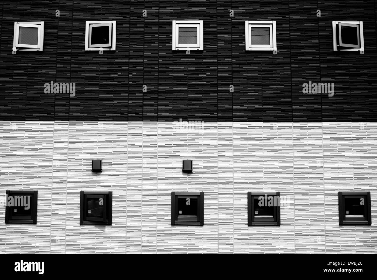 Angles opposite Black and White Stock Photos & Images - Alamy