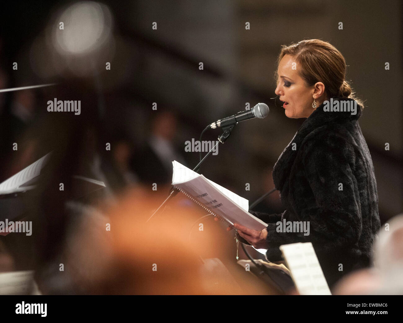 American vocalist and conductor hi-res stock photography and images - Alamy