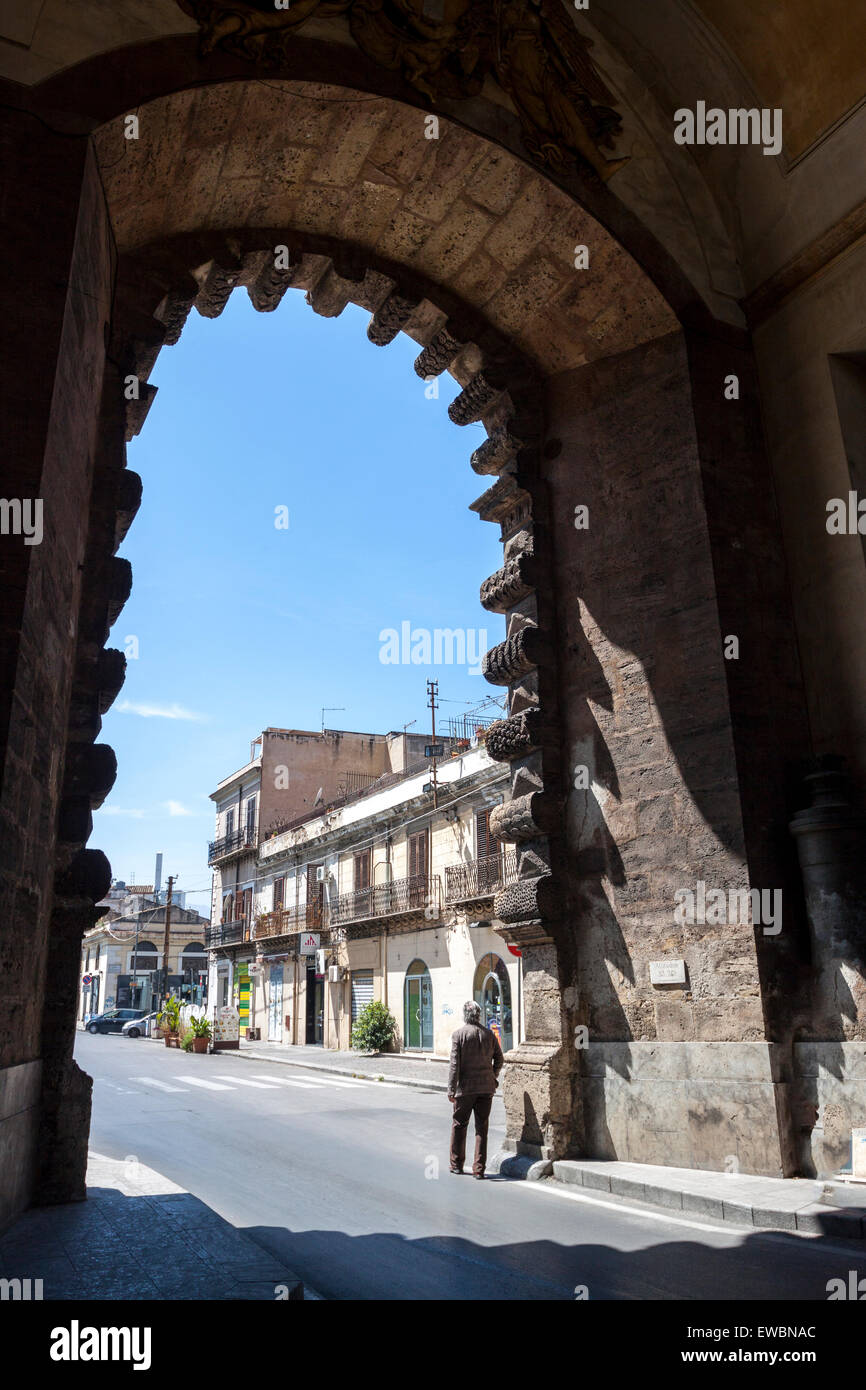 Gateway to the city called New Gate. Palermo, Sicily. Italy Stock Photo ...
