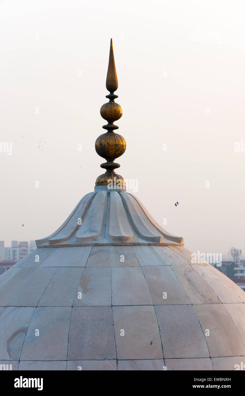 Finial atop the dome at Jama Masjid in Old Delhi, India Stock Photo - Alamy