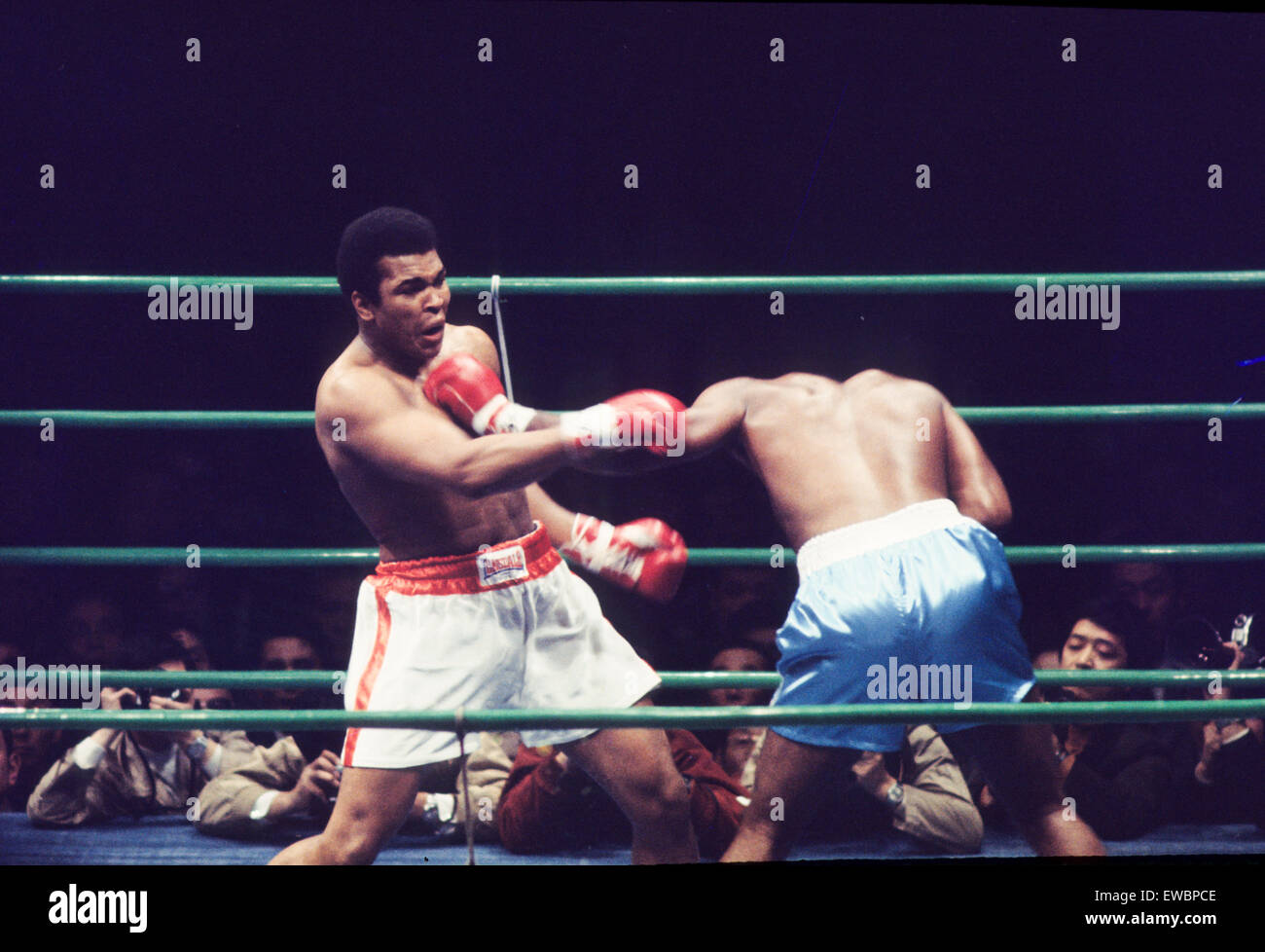 Muhammad Ali Vs Joe Frazier Wallpaper