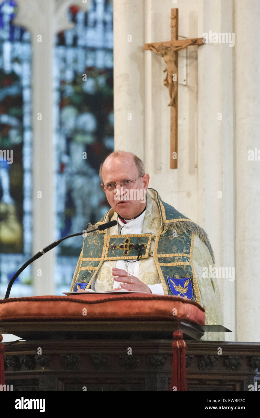 Bishop martin hi-res stock photography and images - Alamy