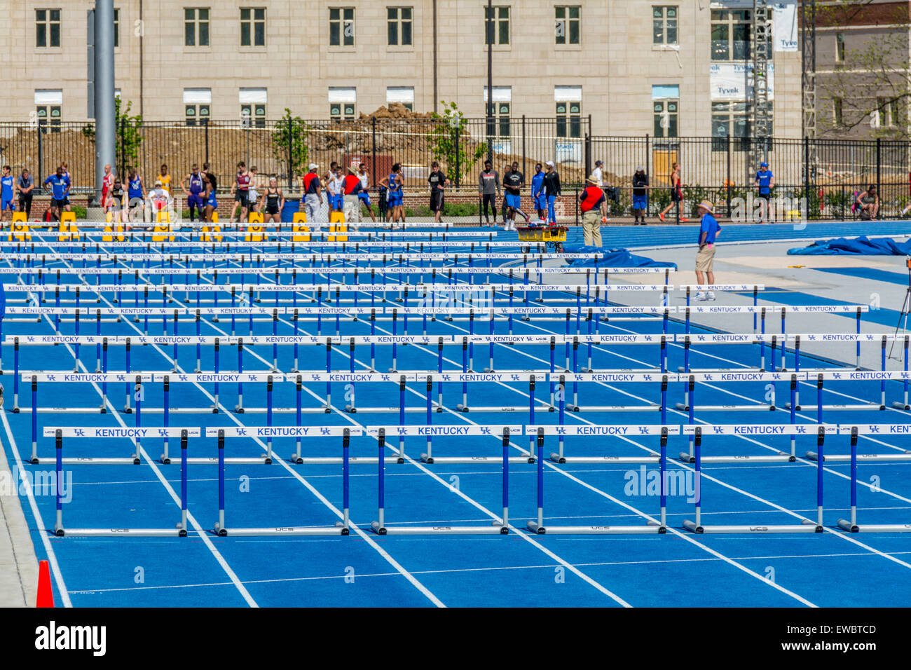 Hurdles set up race track hi-res stock photography and images - Alamy
